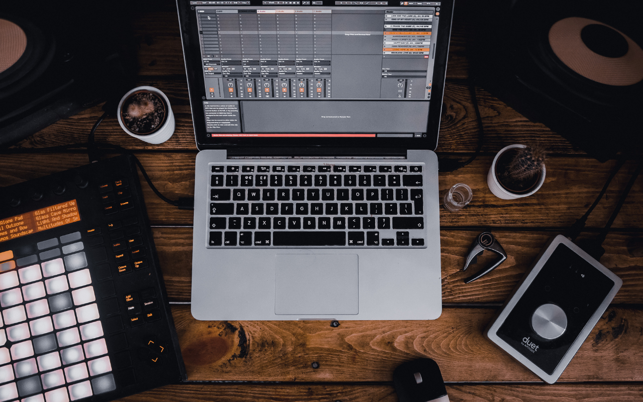 10-best-vst-to-produce-techno-neos-sound